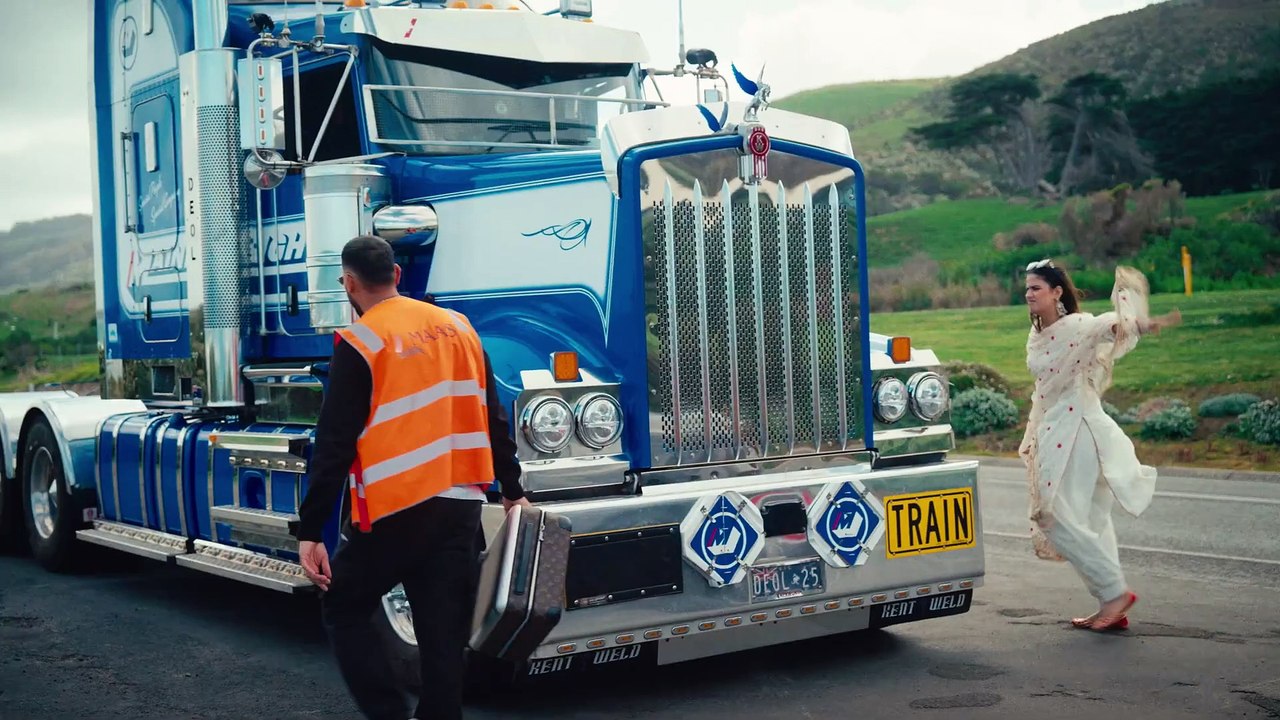 Lucky ( Official Music Video )Garry Sandhu ft. Pranjal Dahiya Tru ...