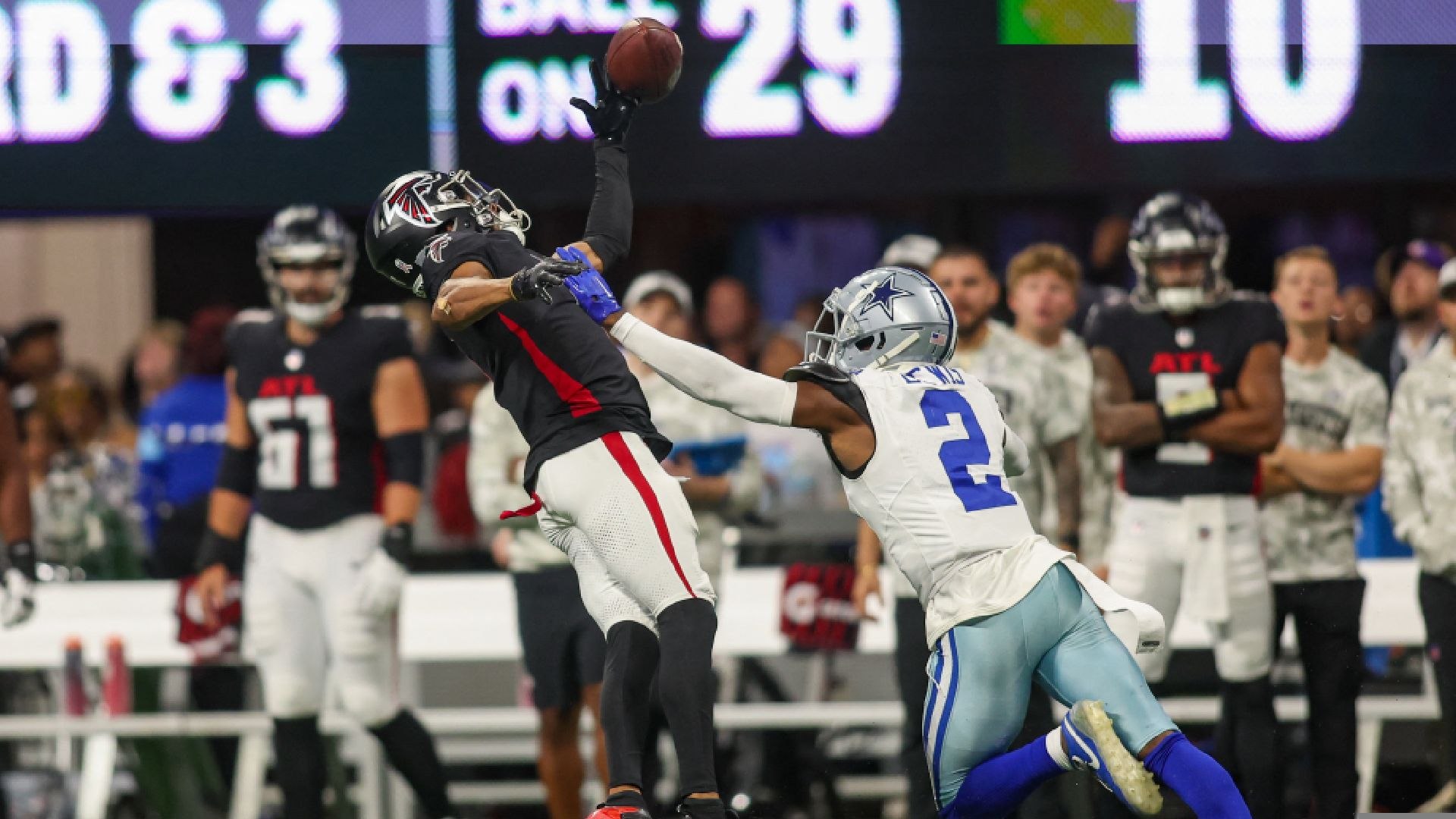 Falcons Sink the Cowboys in a Game Marked by Dak Prescott’s Injury ...