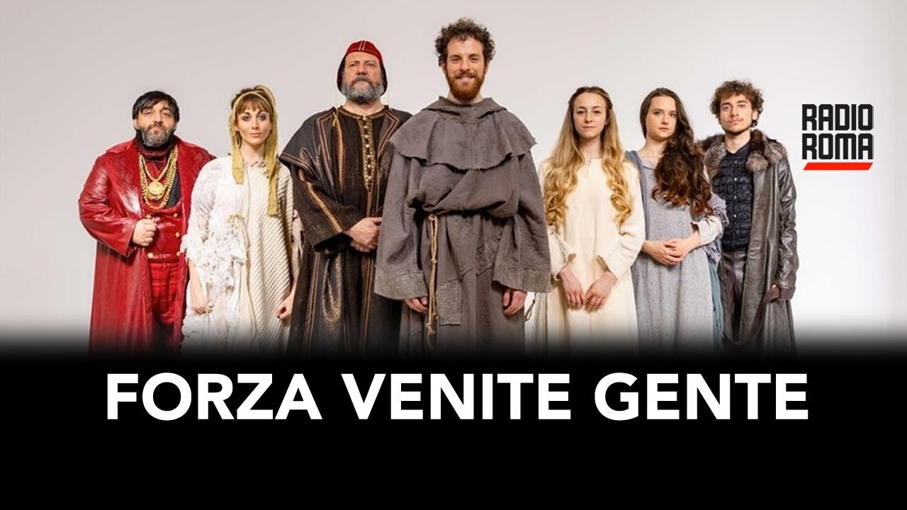 "FORZA VENITE GENTE" Michele Paulicelli ospite a Disco Volane con Max ...