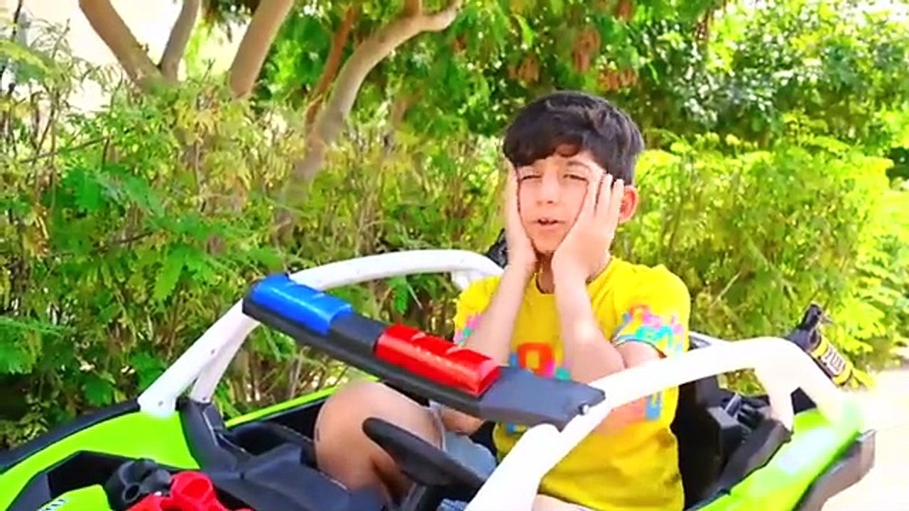 Jason and Alex Funny Colors Challenge with Cars - video Dailymotion