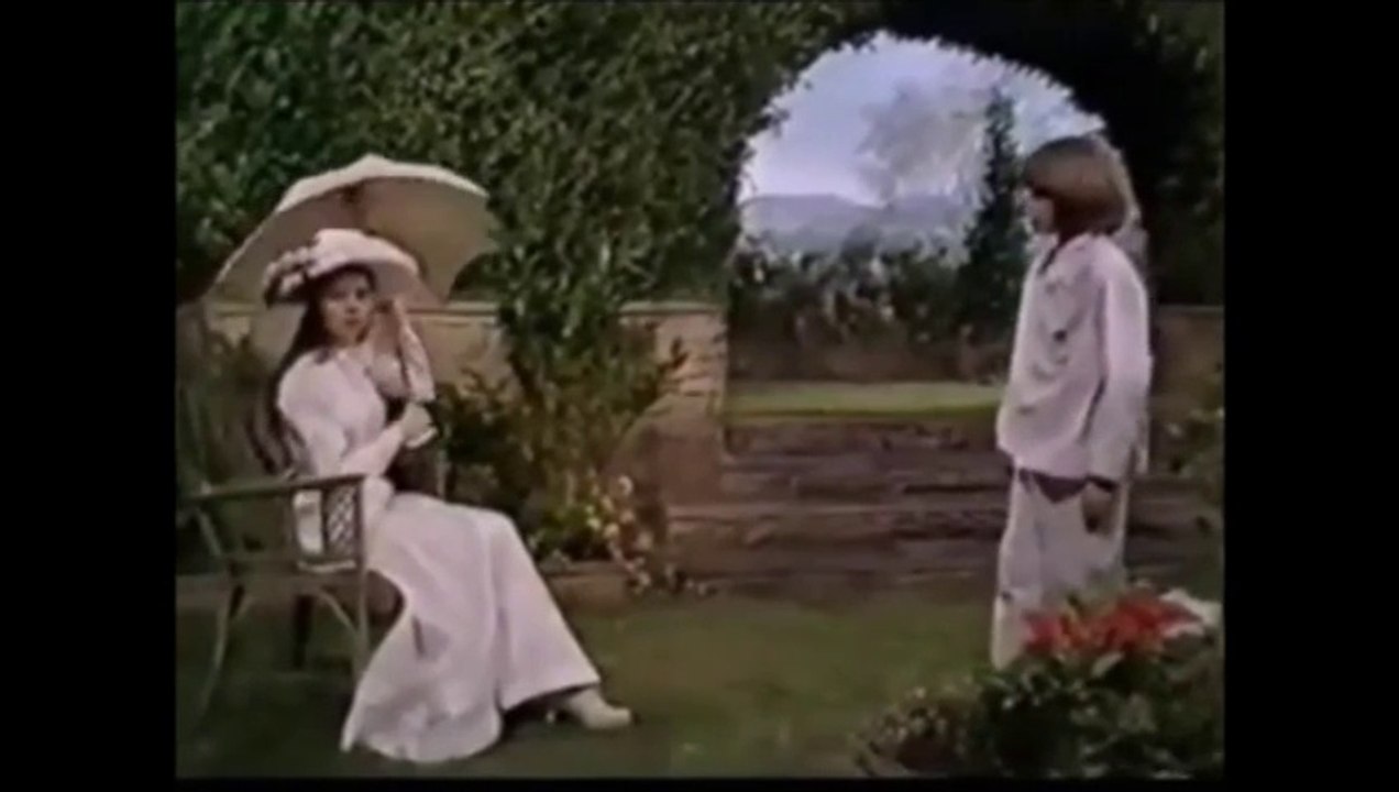 TOM'S MIDNIGHT GARDEN - Part Three - "Time No Longer" (1973) - video ...