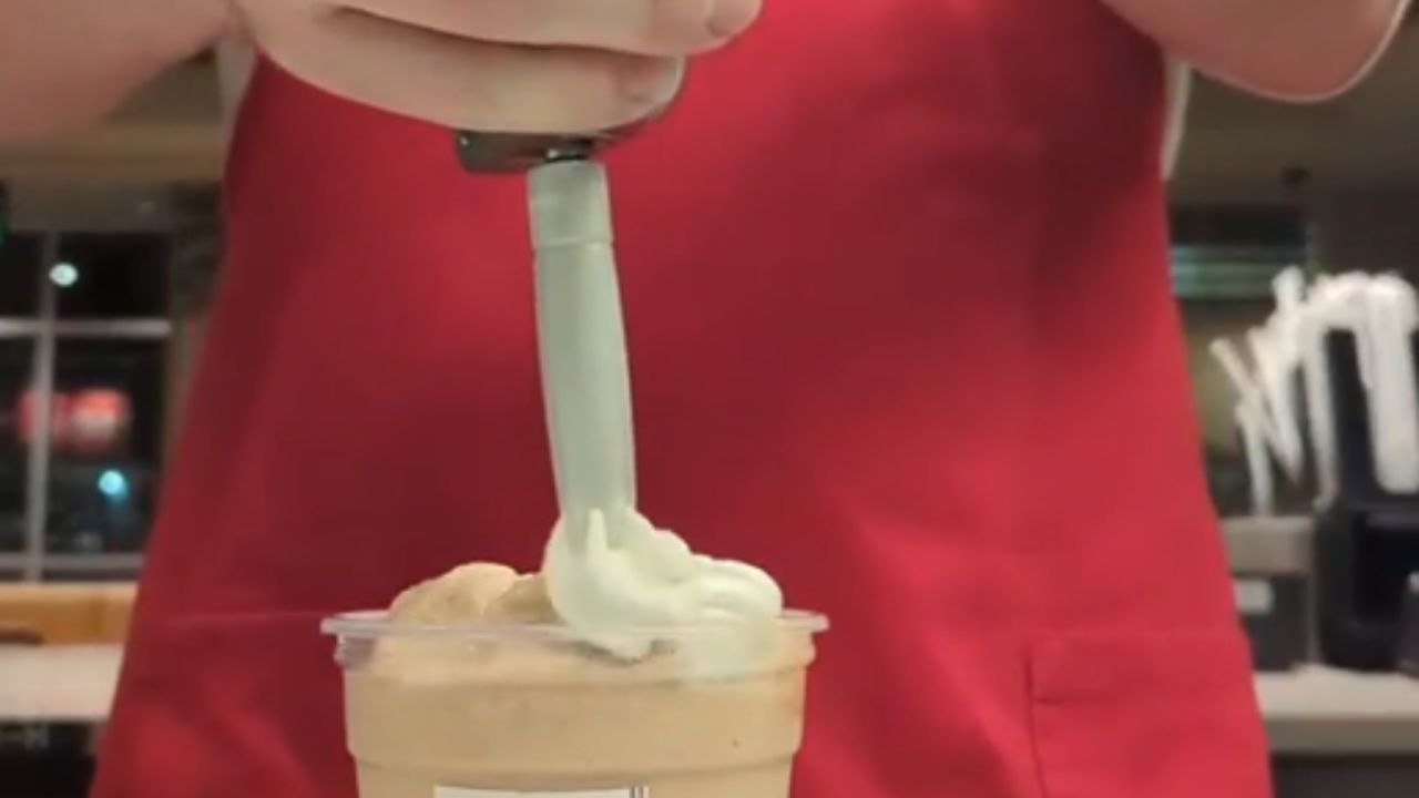 Frappuccino fail: Boy making drink struggles to secure dome lid - video ...