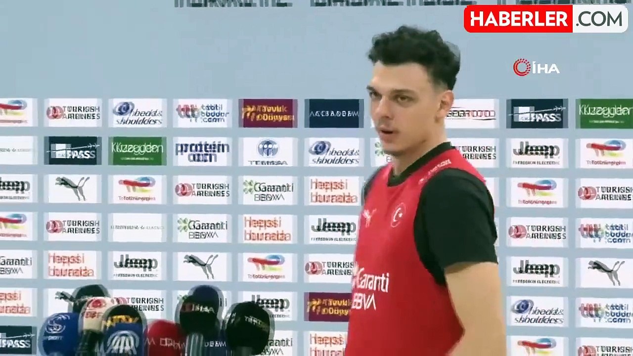 Sarper David Mutaf: "Burada olmak büyük bir gurur" - Dailymotion Video