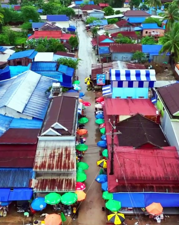 សម្រស់ ភូមិបឹងតាព្រហ្ម (EN) In the beautiful village of Beung Ta Prum ...