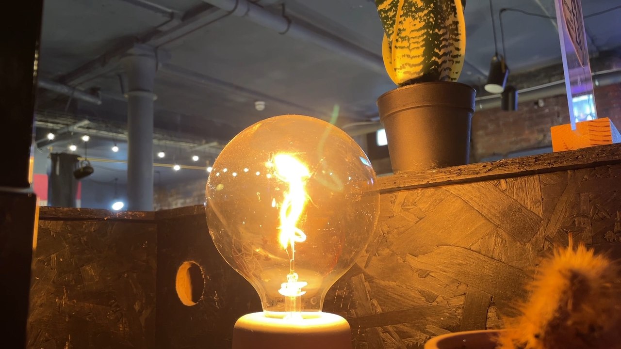 Shallows Studio: Meet Tegan - video Dailymotion