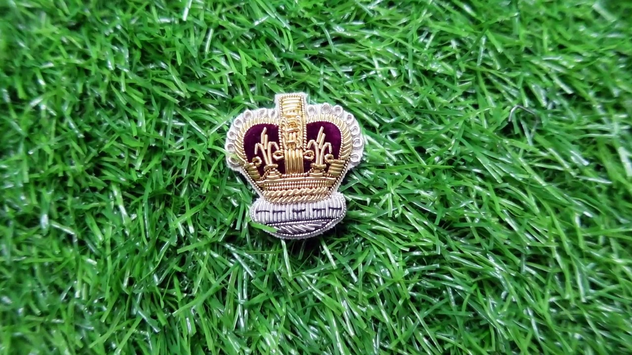 Best Price Custom Design Gold And Silver Crown Bullion Badge, Hand ...