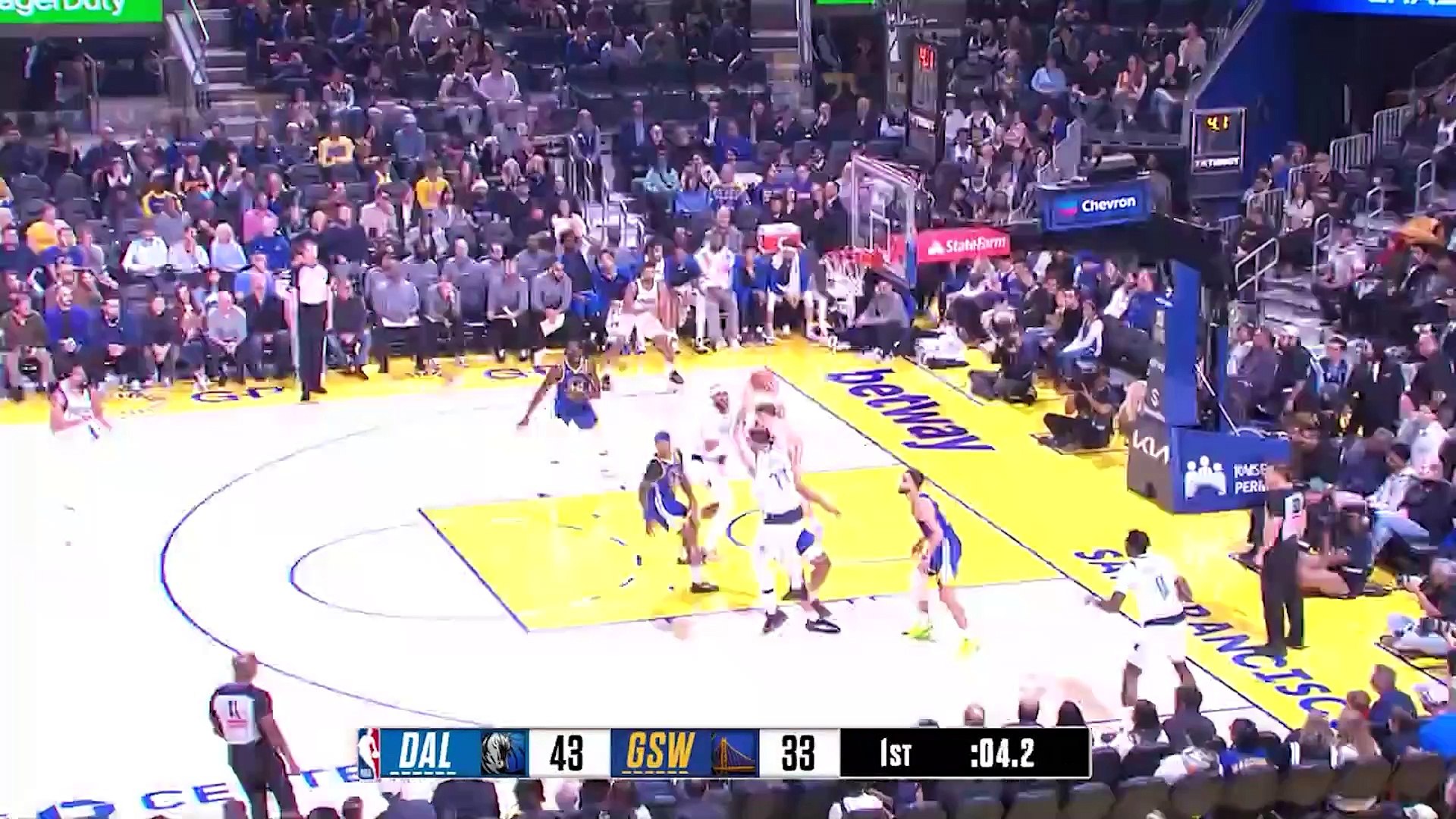 48 triples para la historia de la NBA: 27 de Warriors y 21 de Mavericks - MarcaTV