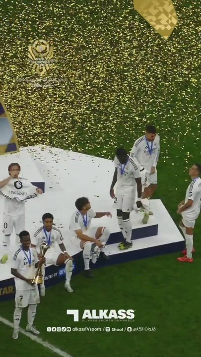 El momentazo entre Modric y Endrick con una camiseta - Vídeo Dailymotion