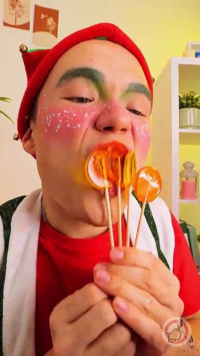 Christmas Candy thief on the loose! | Best hiding spots! 🍬🍭 🎄 - video ...