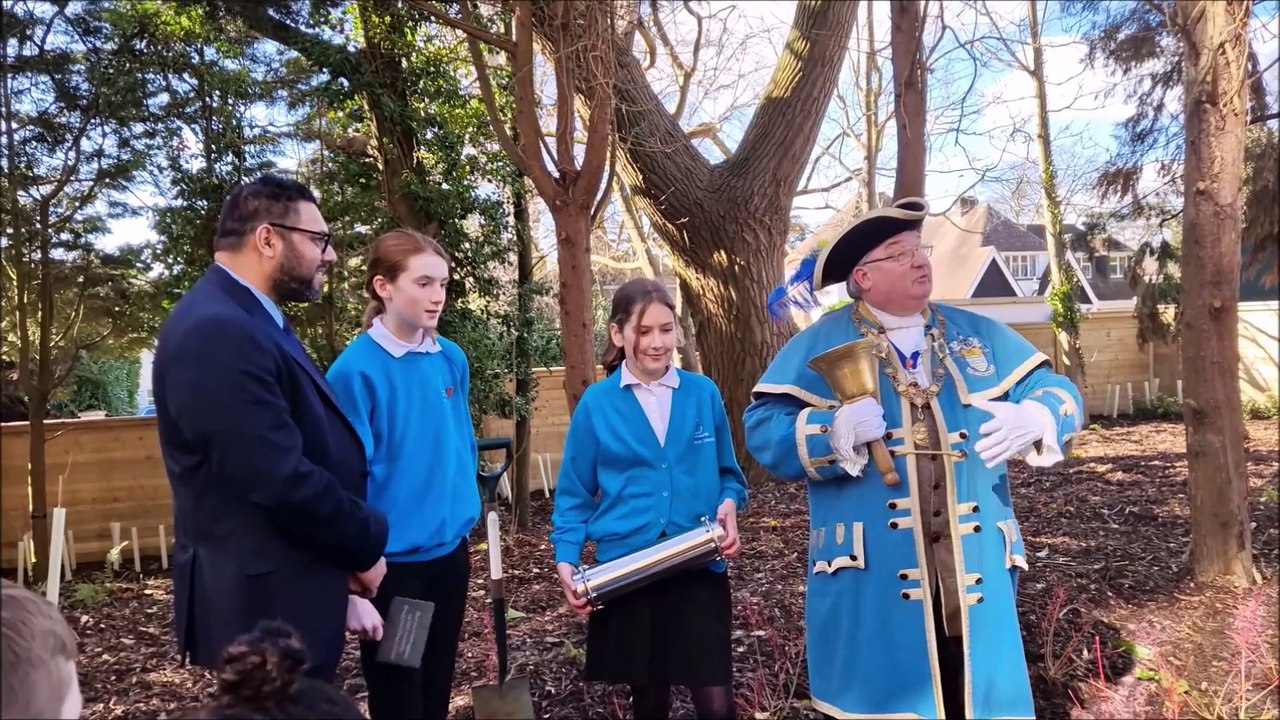 Open day at Merriman Grange, Worthing's new luxury care home - video ...