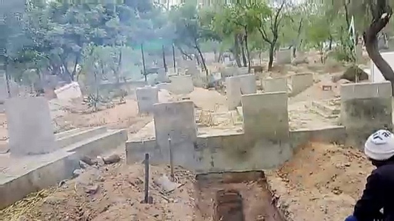 Graveyard - video Dailymotion