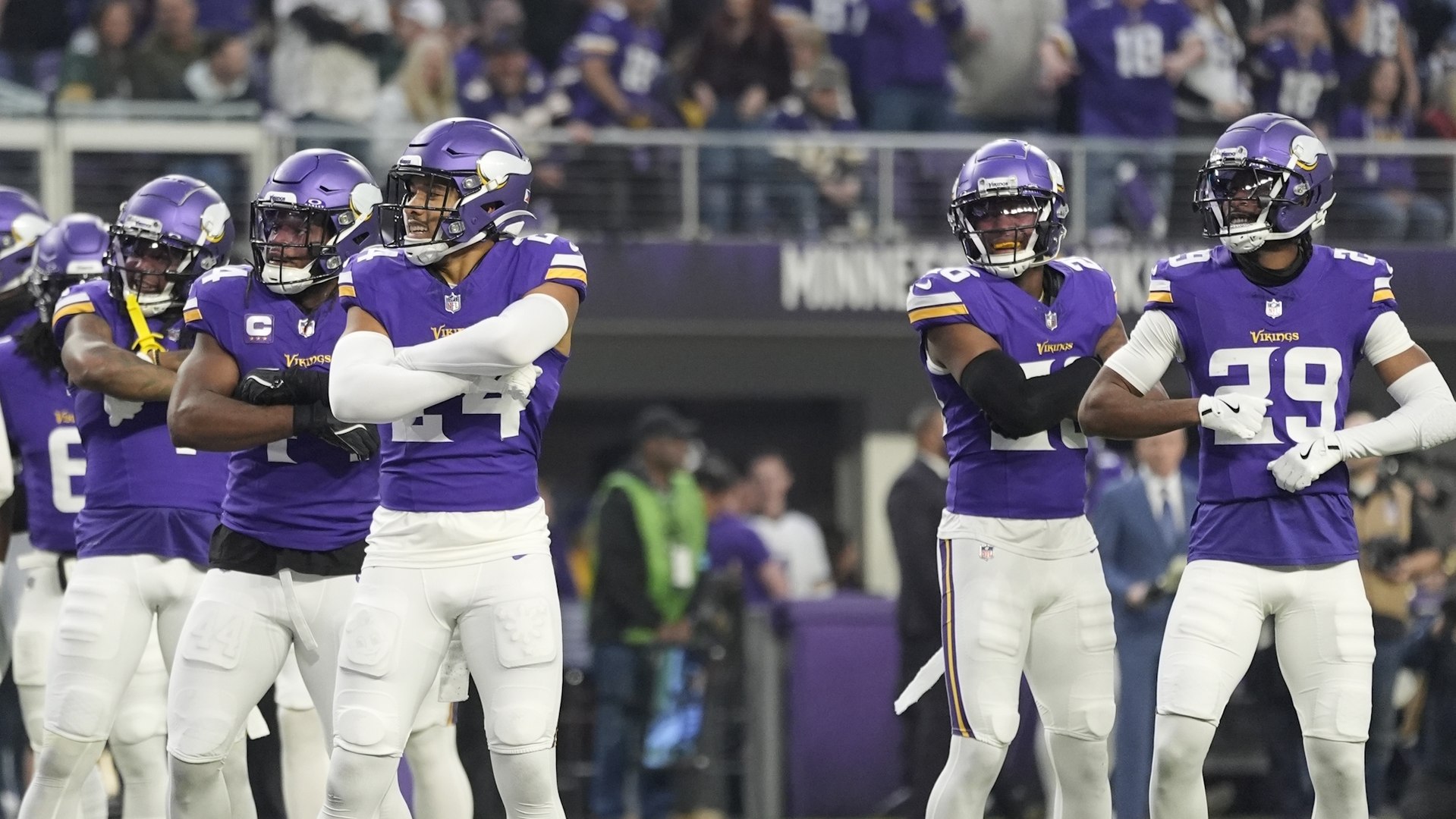 Vikings celebrate turnover W/ 'High School Musical' dance - MARCA TV ...