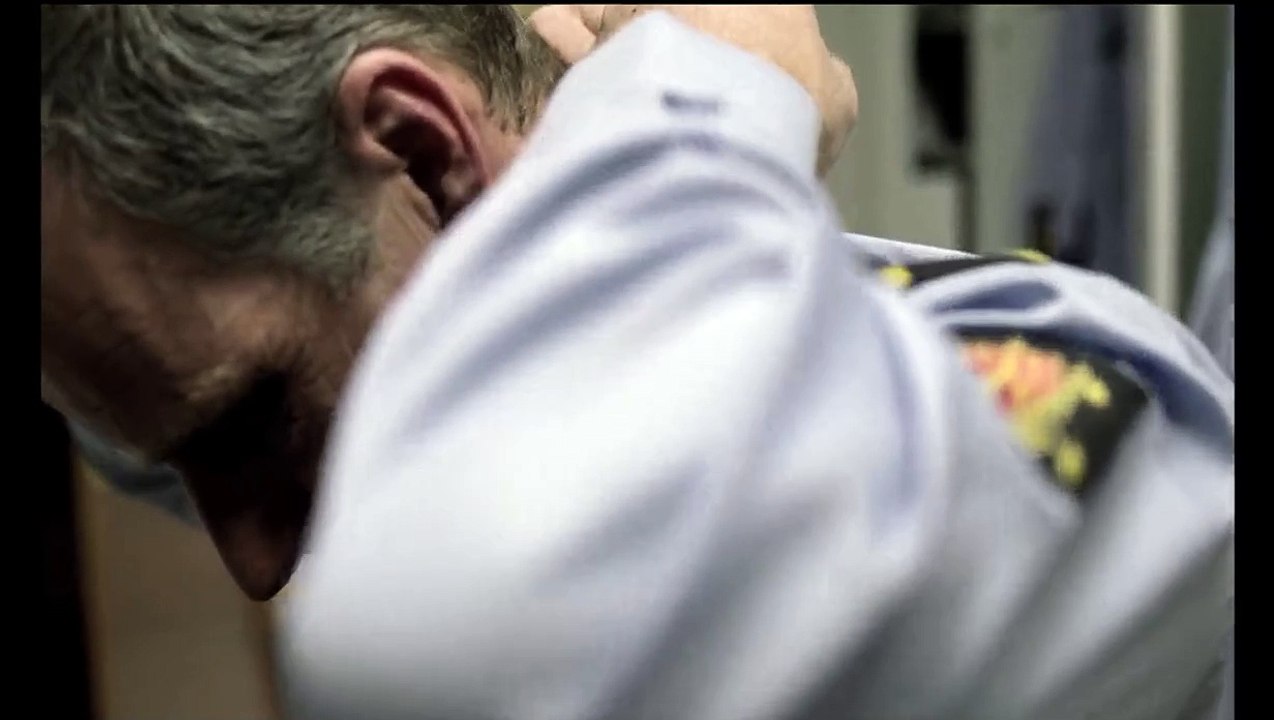 Hold-Up (2010) - Bande annonce - Vidéo Dailymotion