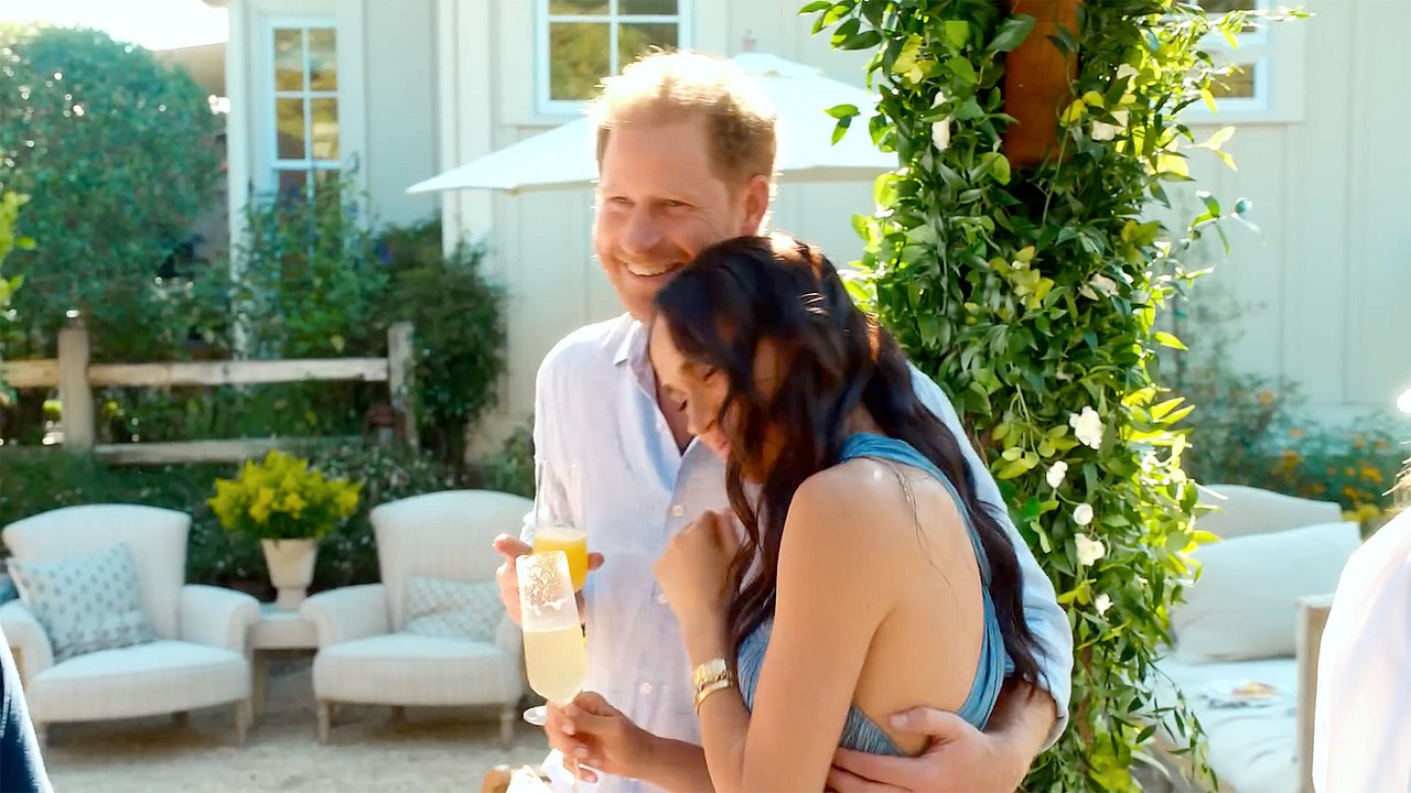 Official Trailer for Netflix's With love, Meghan - video Dailymotion