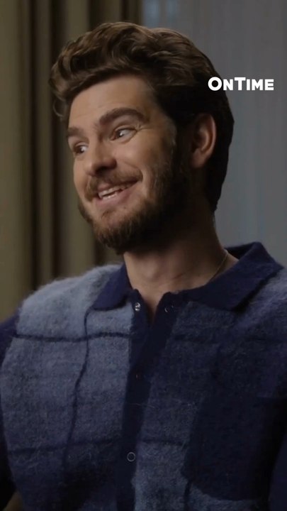 Andrew Garfield raconte la scène de l’accouchement avec un vrai bébé 😲😲 ...