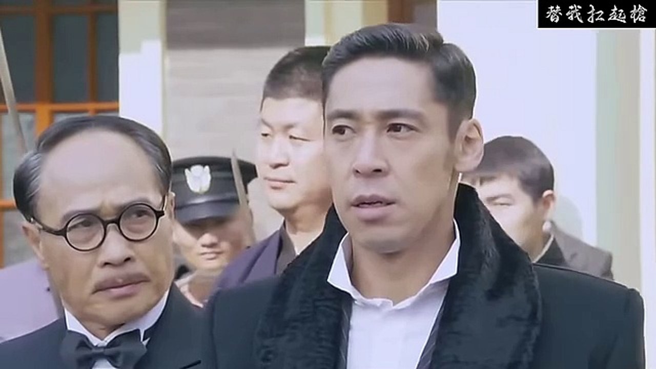 Kung Fu Master Assassins the Japanese Commander Above a Moving Train ...