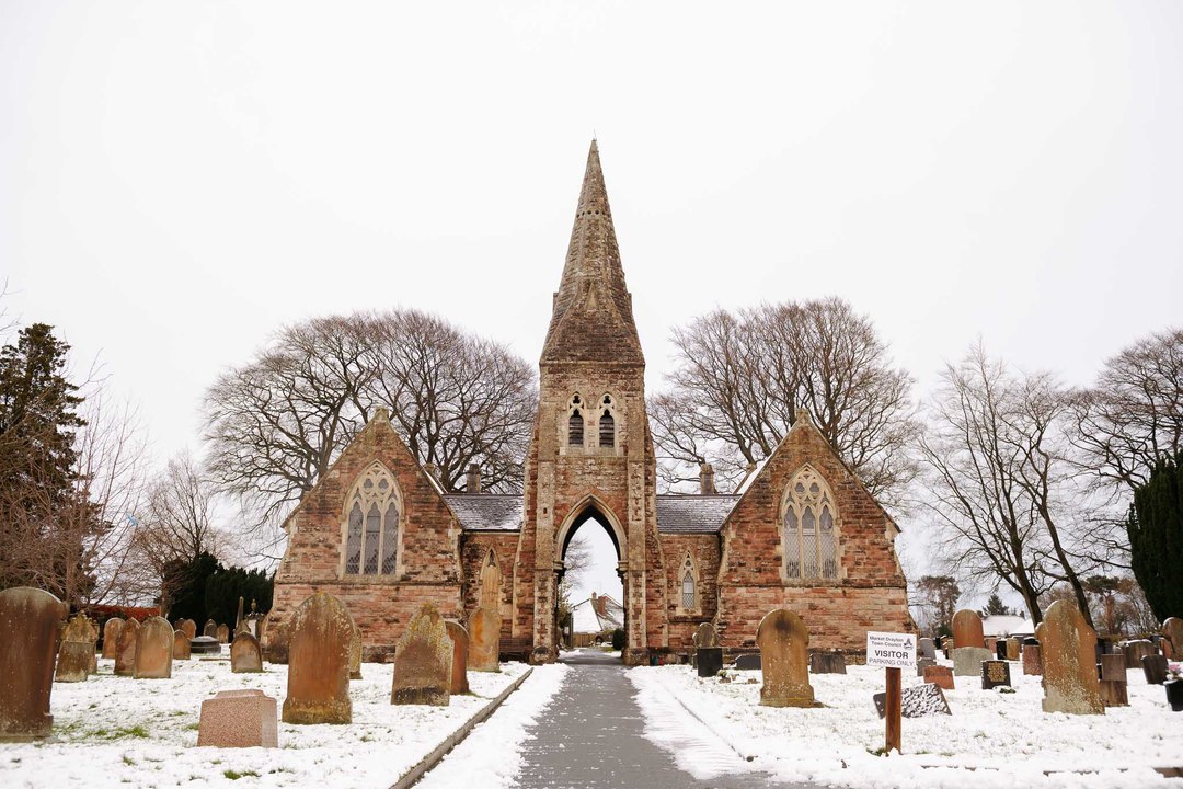 Work continues at Market Drayton Cemetery Chapel - video Dailymotion