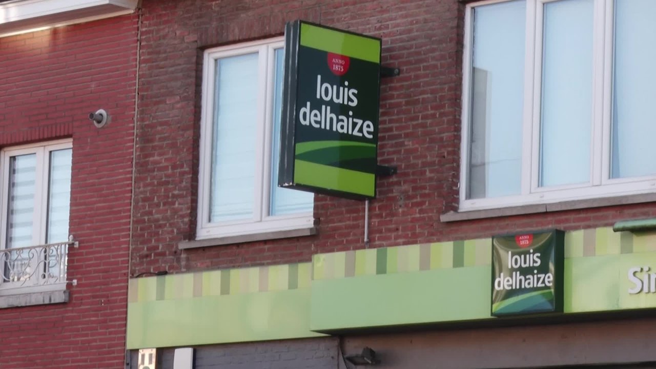 Louis Delhaize cède sa société Delfood et ses 325 points de vente à ...