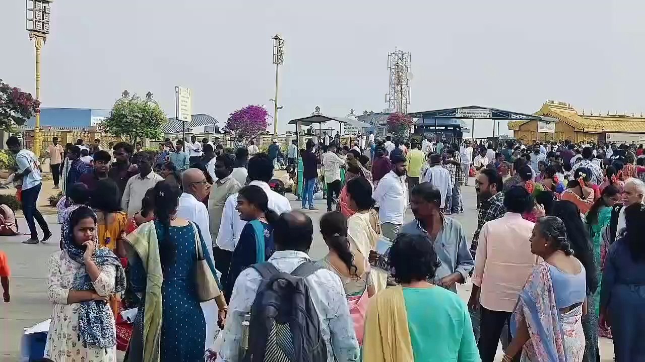 Tg_nlg_82_15_yadadri_lo_varusa_radhi_av_TS10134 - video Dailymotion