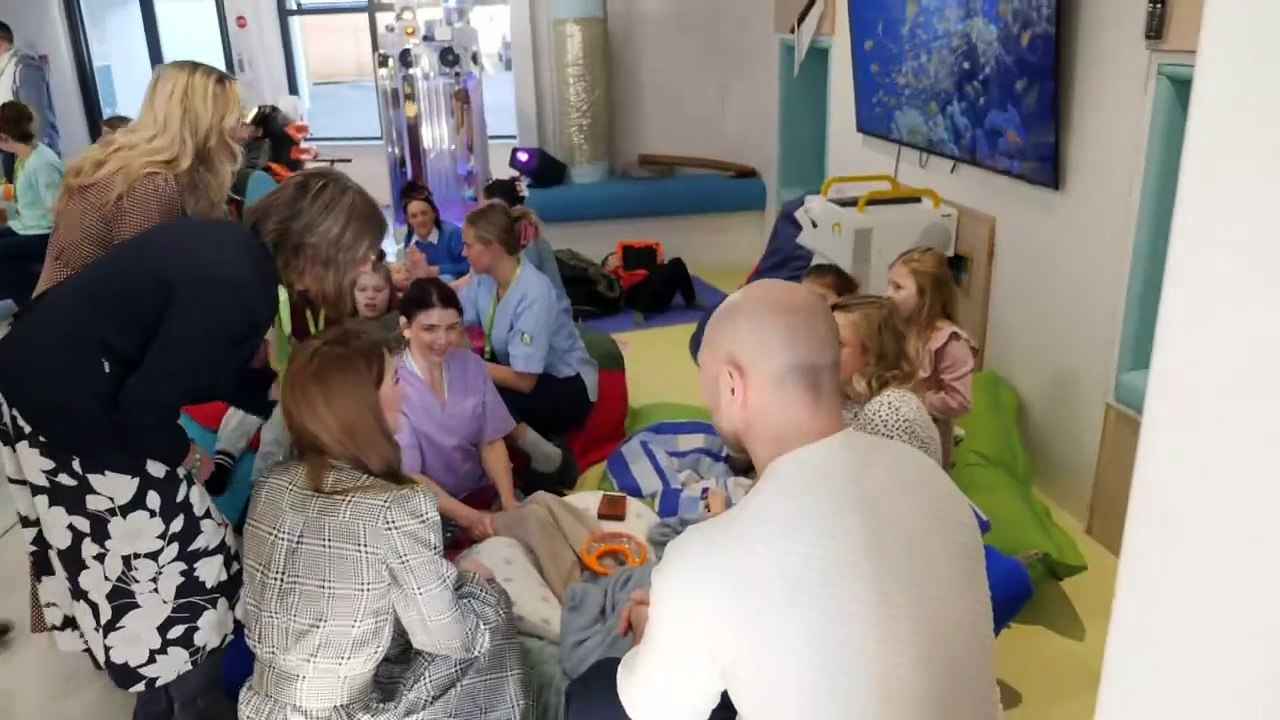 Princess Kate named children's hospice patron on first visit - video ...
