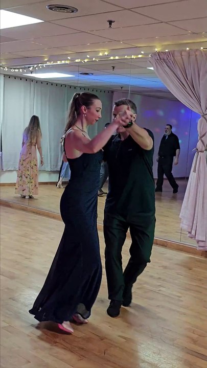 Learn the Foxtrot Basic Step – Easy Ballroom Dance Tutorial! - video ...