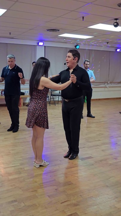 Learn Tango Basic Steps – Beginner Ballroom Dance Tutoring! - video ...