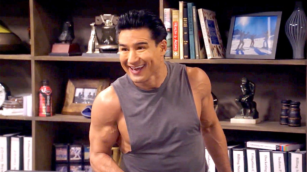 Mario Lopez Brings the Cool to NBC's Lopez vs Lopez - video Dailymotion