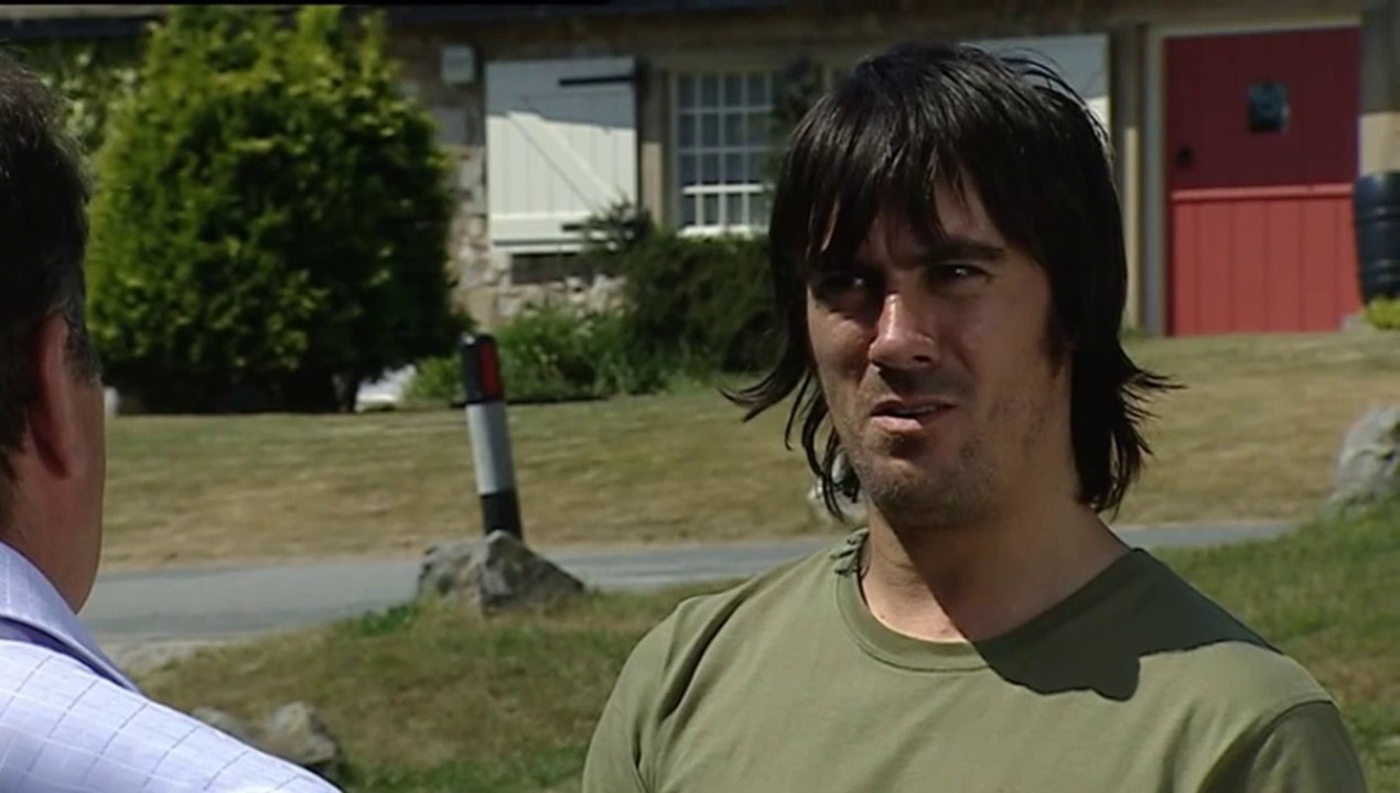 Emmerdale Terry Woods vs Cain 1st September 2006 - video Dailymotion