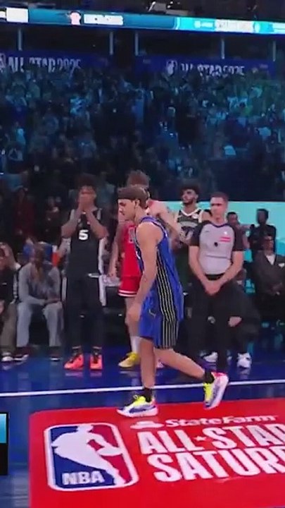 Mac McClung dunks OVER A CAR! - video Dailymotion