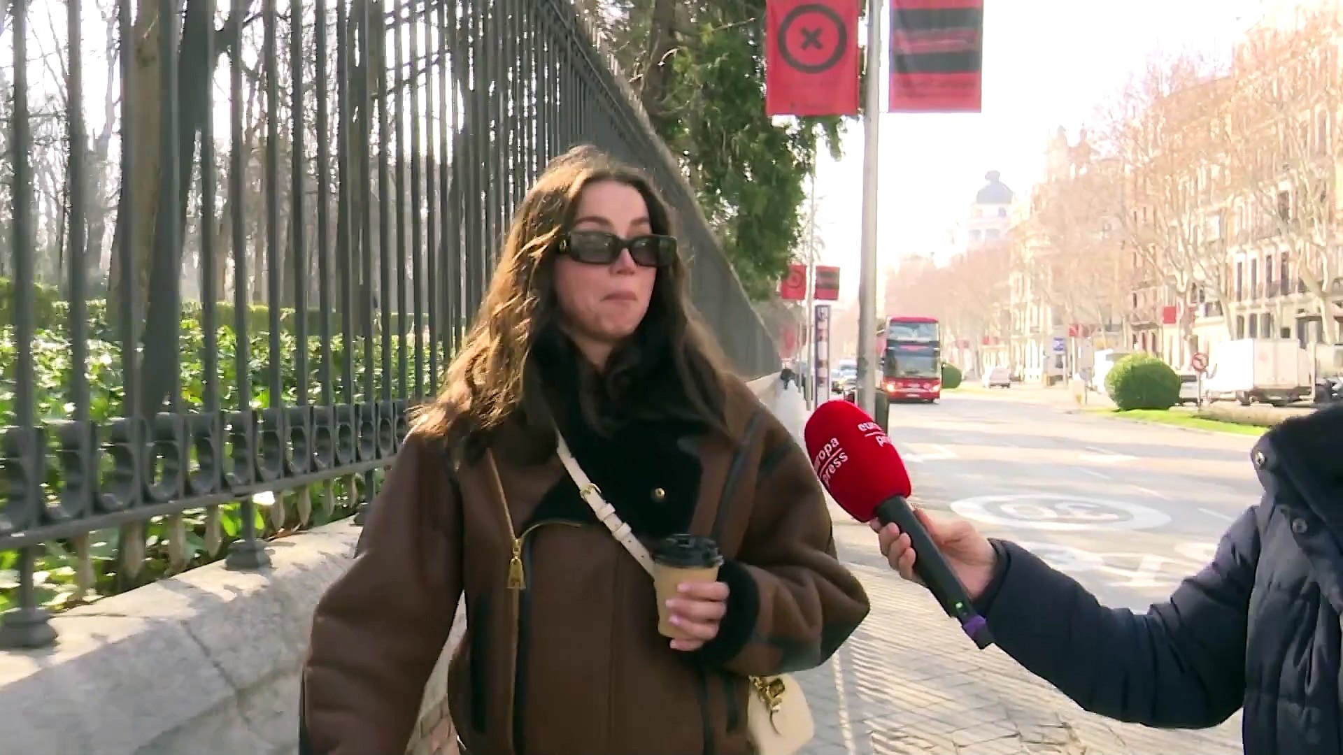 Ana de Armas reacciona a su cena con Tom Cruise en el Día de San Valentín: "Estoy flipando con ...