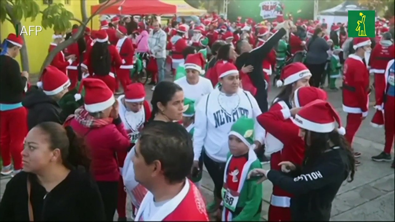 Por deporte o caridad, Papá Noel participa en eventos alrededor del ...