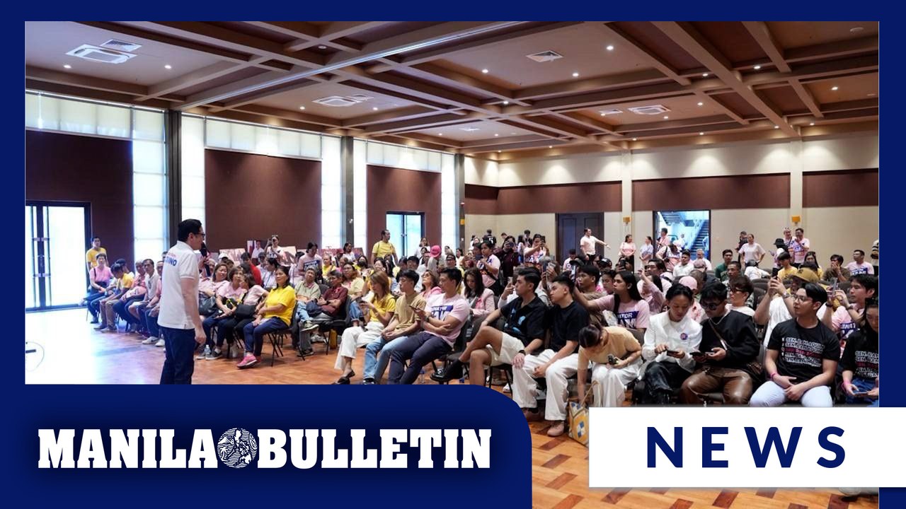 On EDSA anniversary, Bam gives tour of Aquino museum in Tarlac - video ...