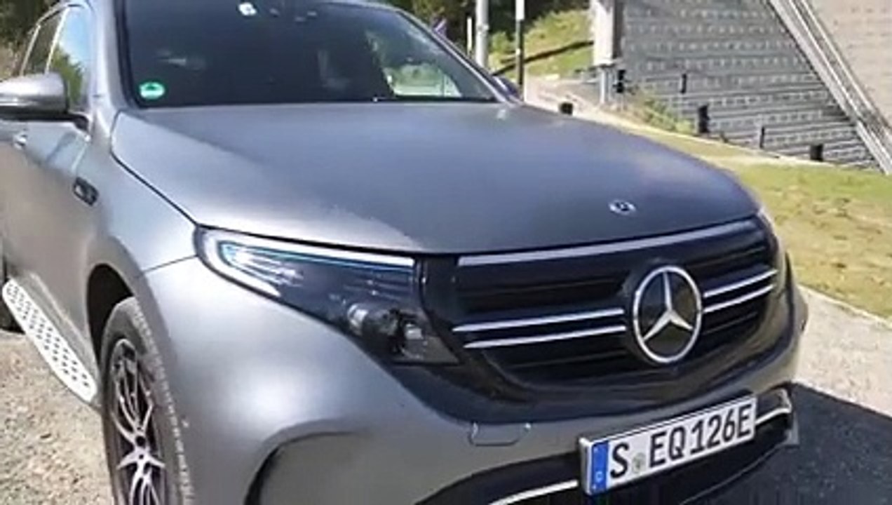 Présentation du Mercedes EQC 100 % électrique - Vidéo Dailymotion