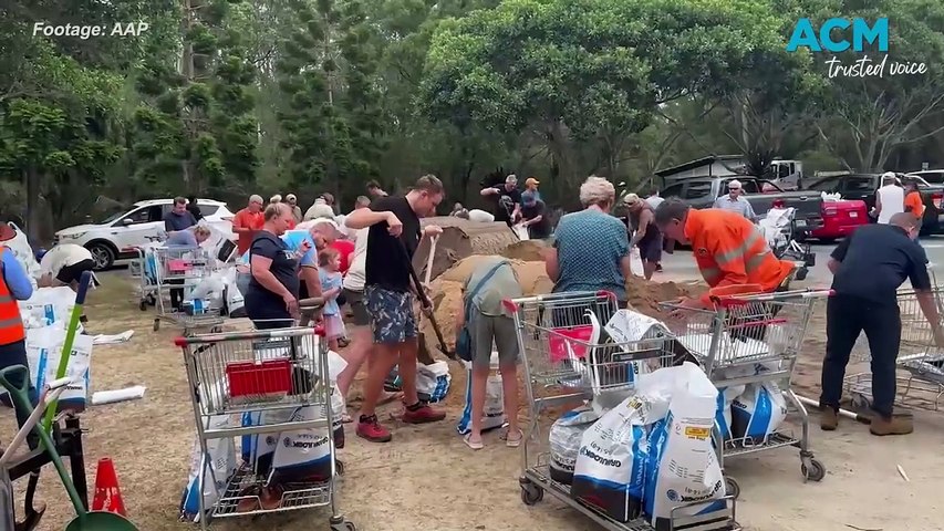 Sandbags to iron fences: millions braces for cyclone | Farm Weekly | WA