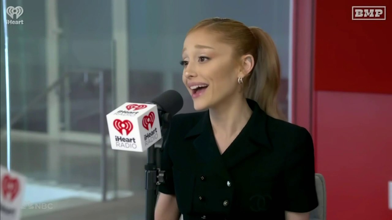 Ariana Grande (Giada De Laurentiis)-The Tonight Show Starring Jimmy ...