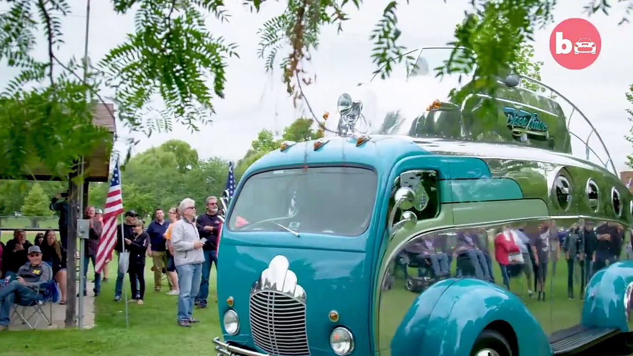 DecoLiner: The $500,000 Double-Decker Motorhome - video Dailymotion