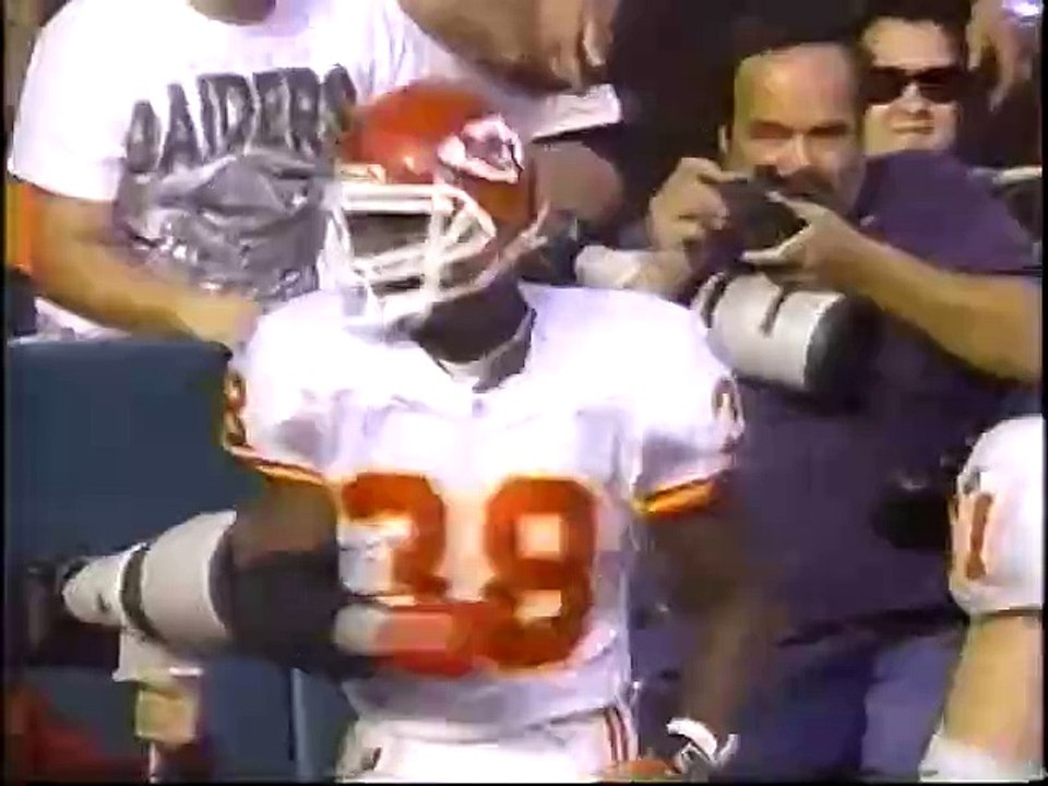 NFL 1995 - Chiefs @ Raiders - Week 14 - video Dailymotion