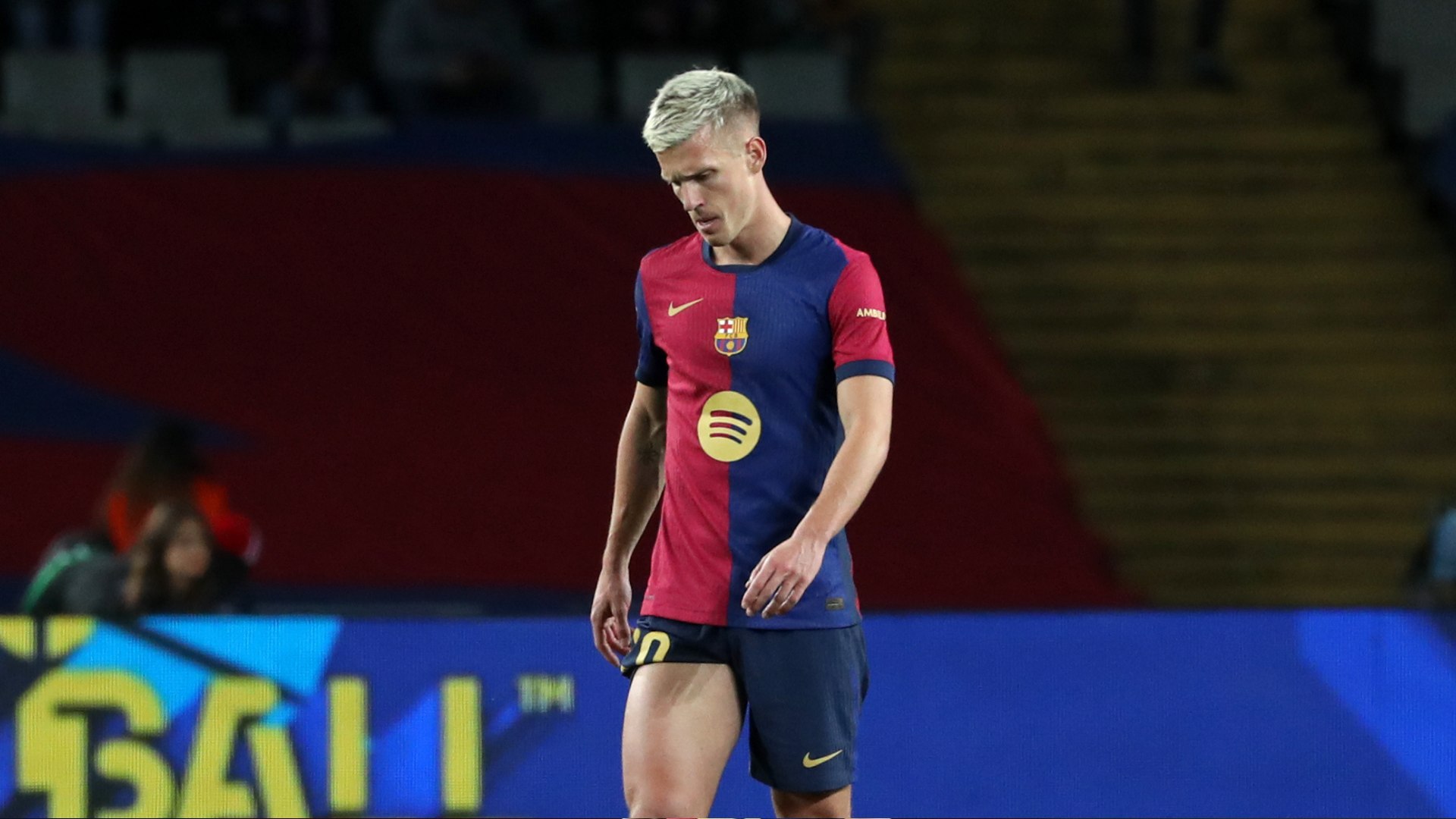 Dani Olmo to Be Sidelined for Three Weeks With Injury at Barcelona ...