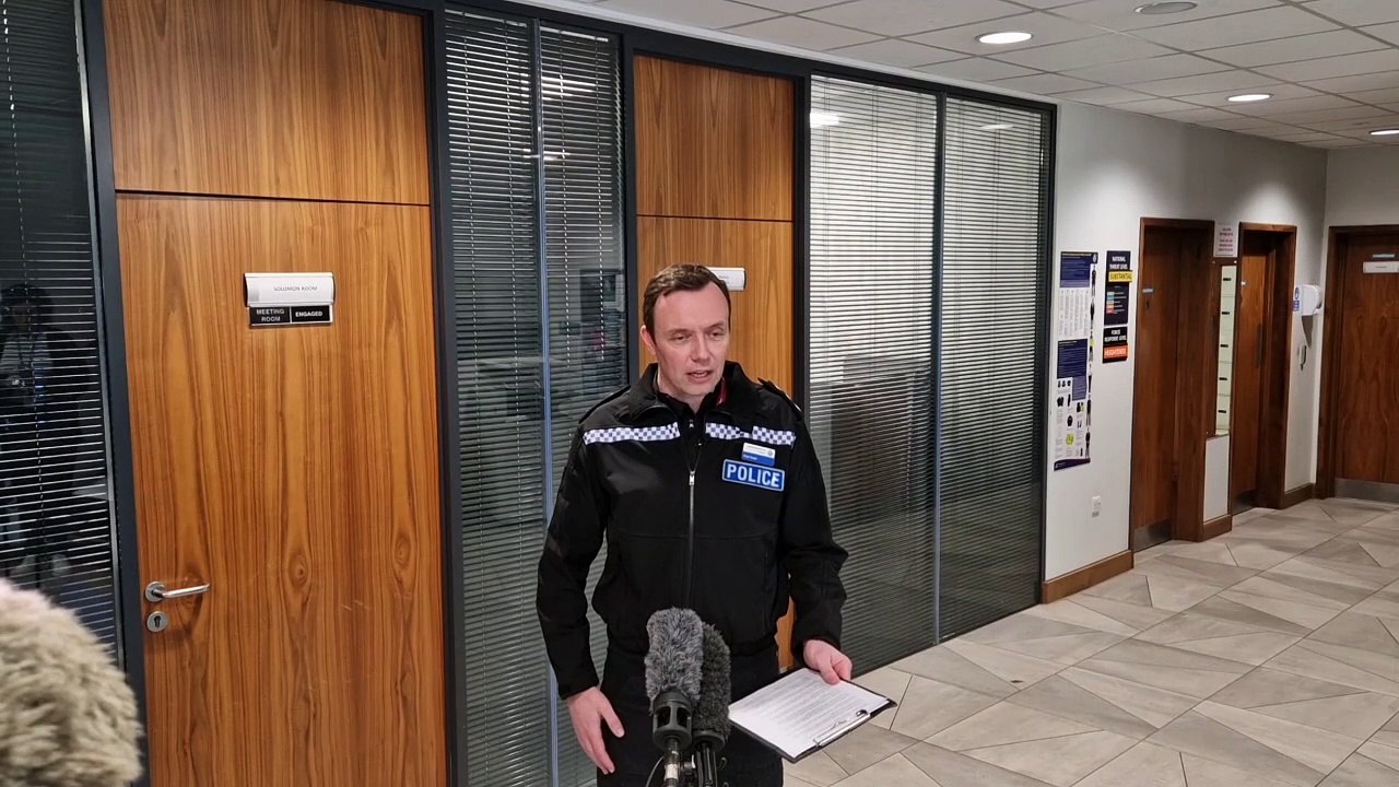 Chief Inspector Paul Cash police statement Rushton fatal fire - video ...