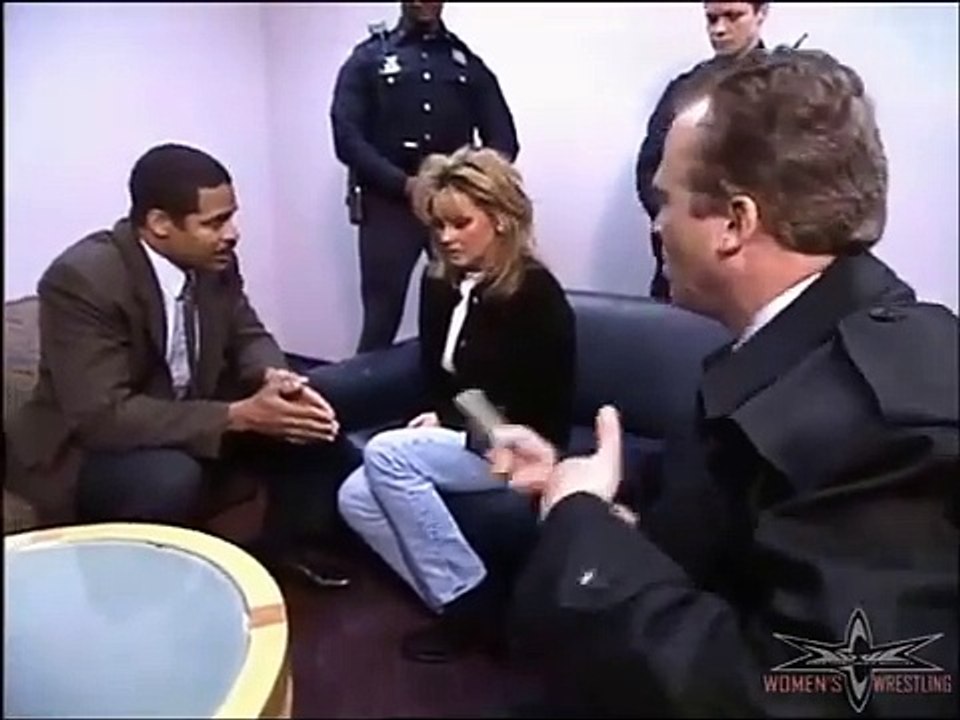 WCW Nitro 01/04/1999 - Miss Elizabeth Backstage - video Dailymotion