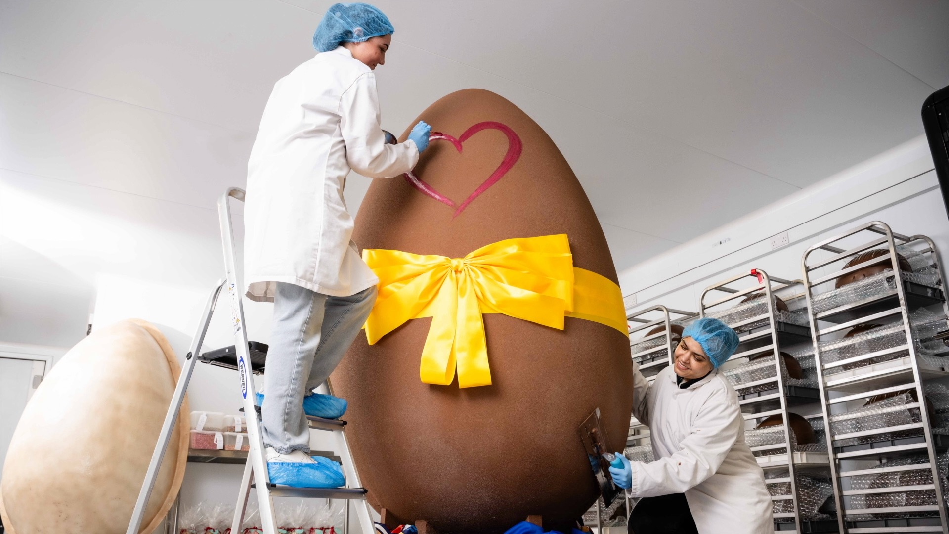 Rochester chocolate factory creates the country's biggest easter egg!