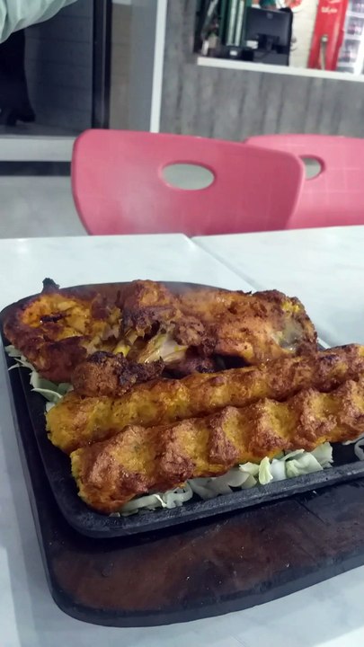 Chutha food vilogar M Ashfaq haji - video Dailymotion