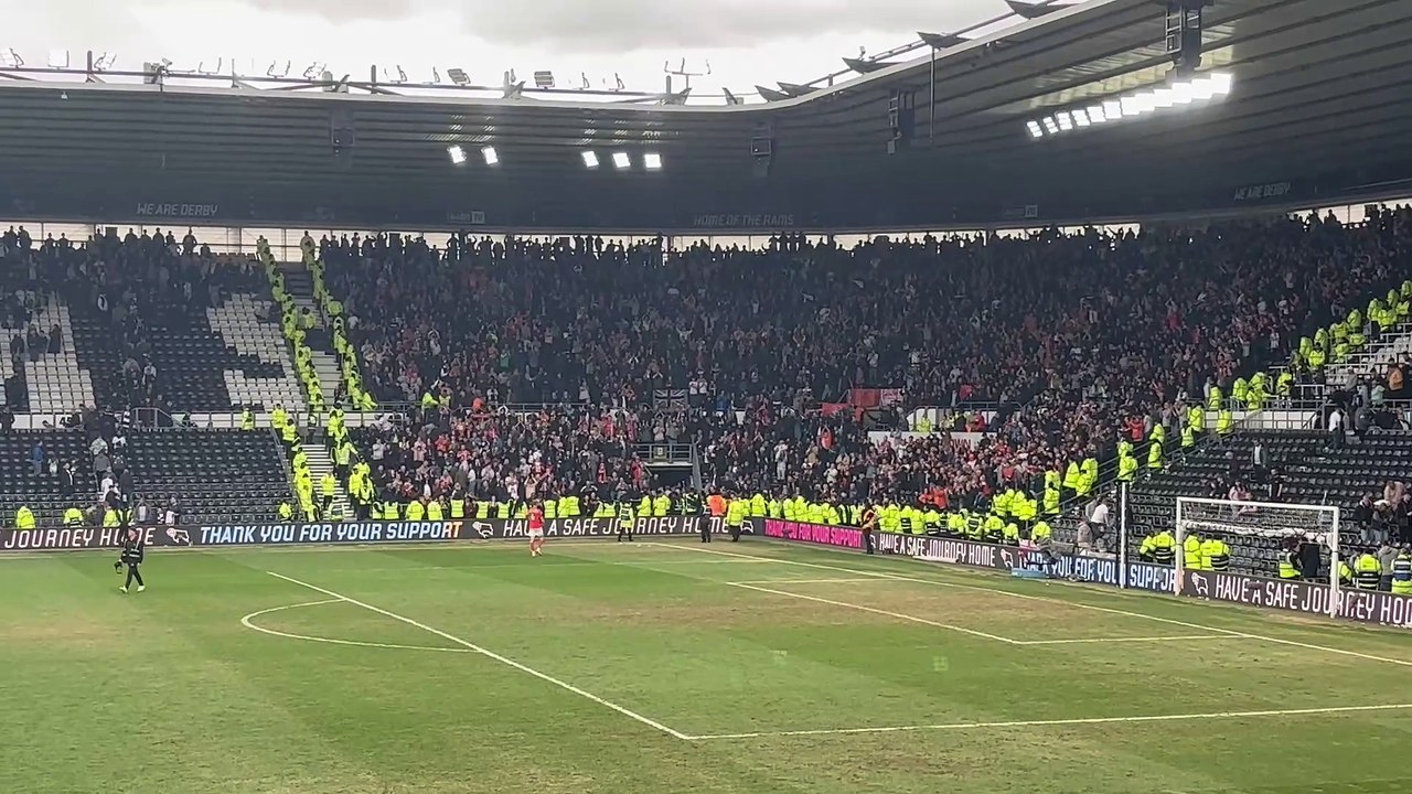 Mark McGuinness applauds - video Dailymotion