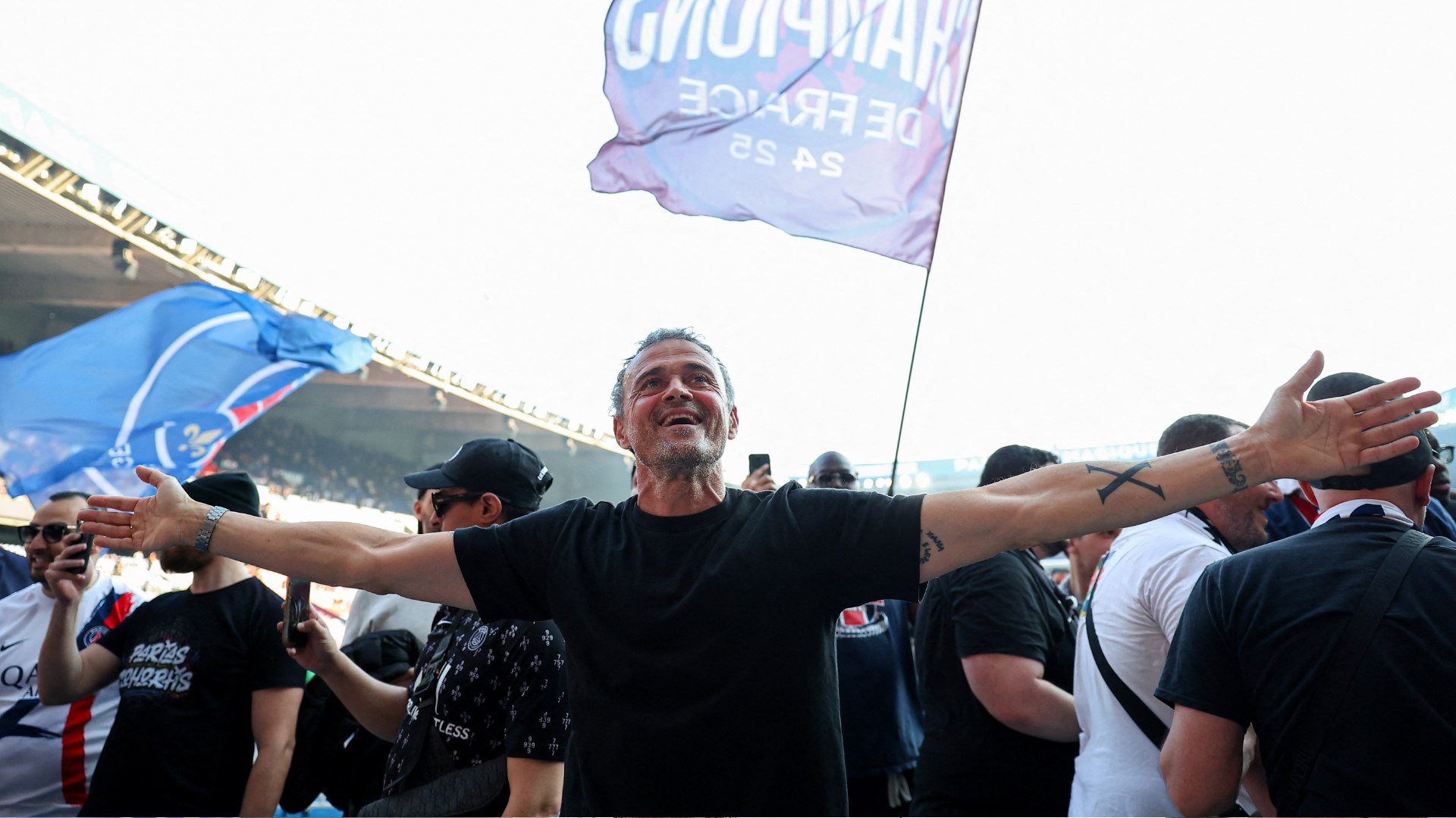 Luis Enrique Highlights PSG’s Great Mood and Form Ahead of Champions ...