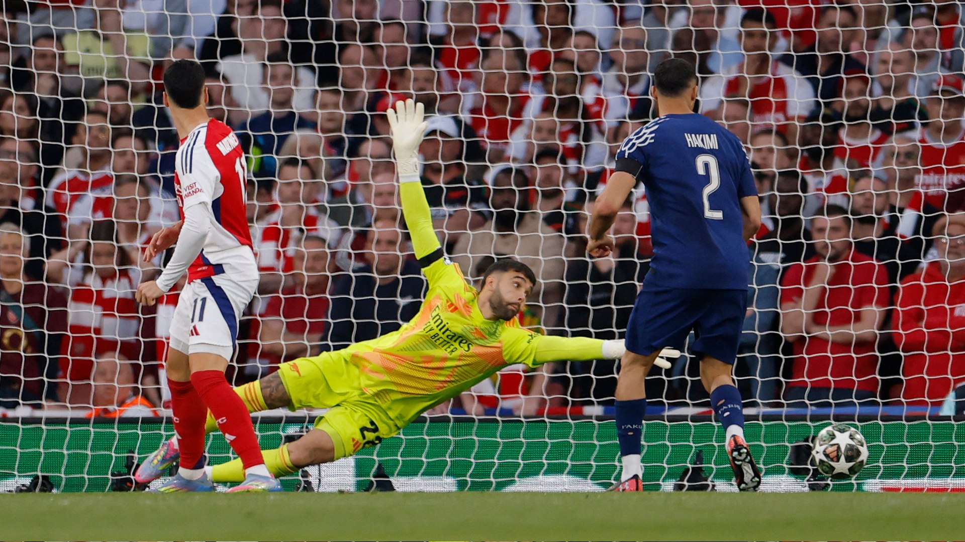(VIDEO) All Goals from Arsenal vs PSG in the UEFA Champions League ...