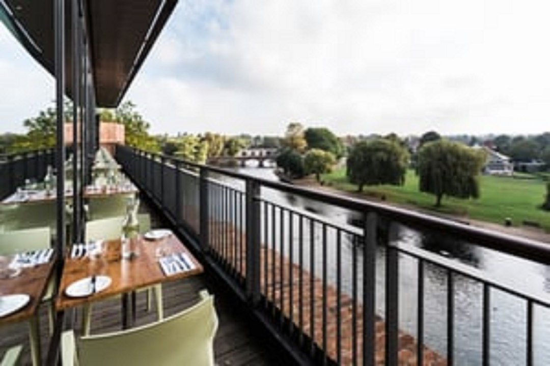 I found superb Sunday roast near Birmingham in surprising famous ...