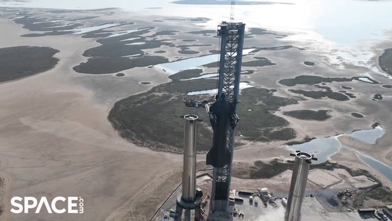 SpaceX Stacking Starship 24 Onto Heavy Booster In Amazing Drone Video ...