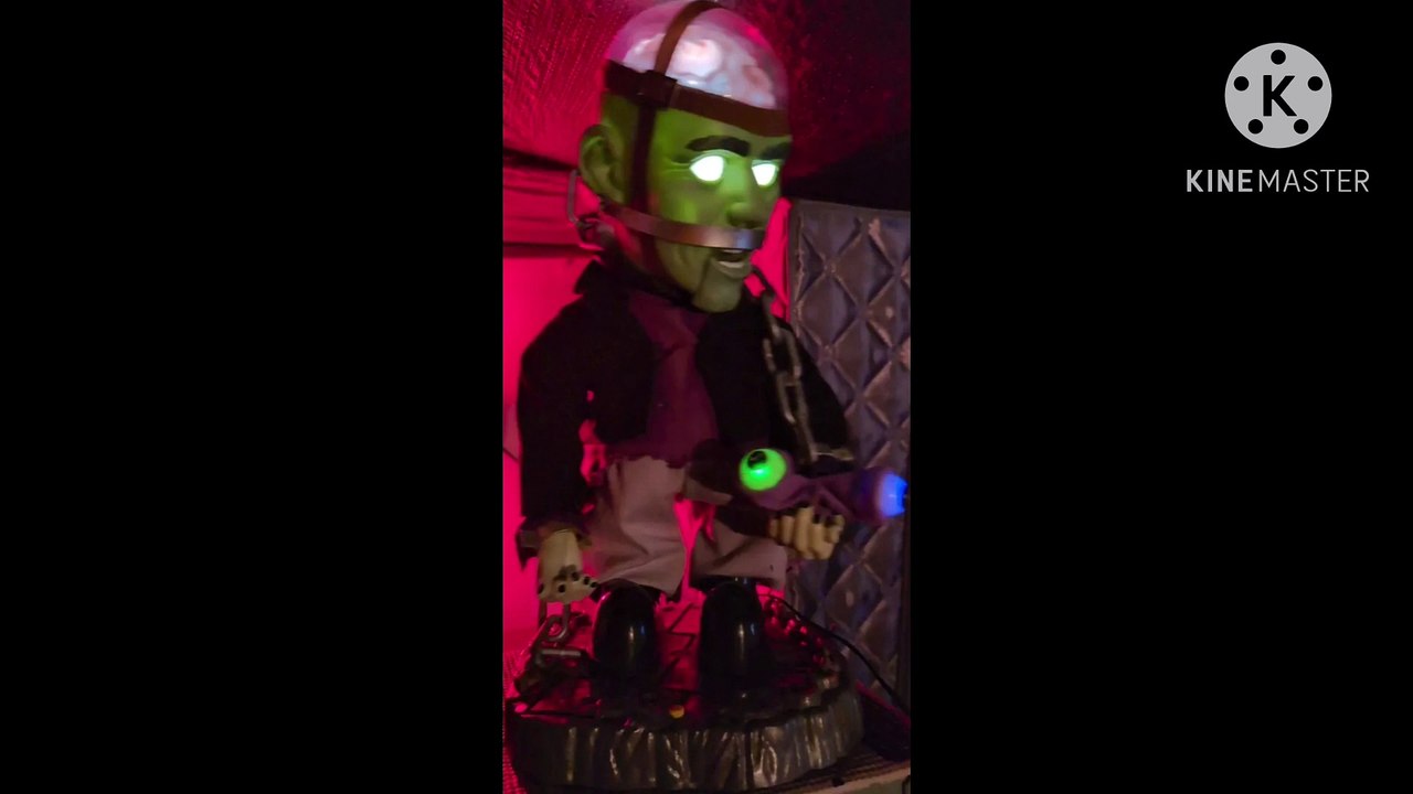 Freaky Geeks Brain Monster (Reuploaded From Youtube) - video Dailymotion