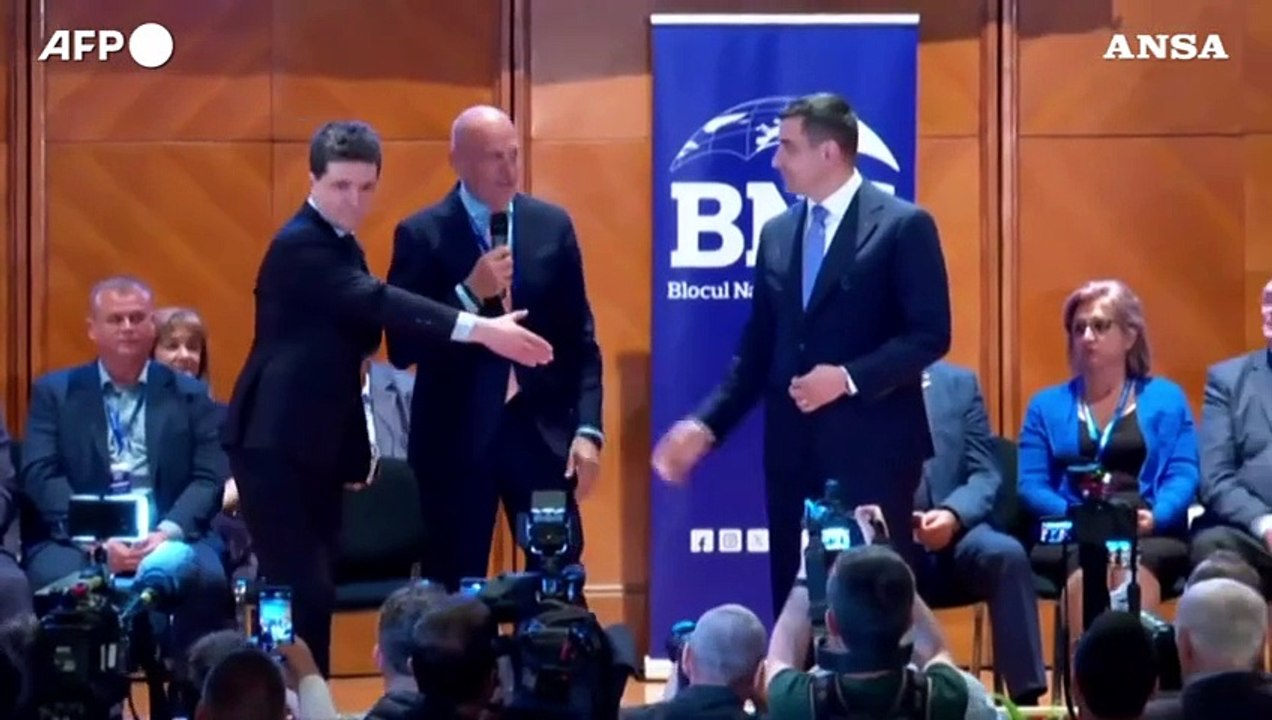 Elezioni in Romania: i candidati George Simion e Nicusor Dan si ...