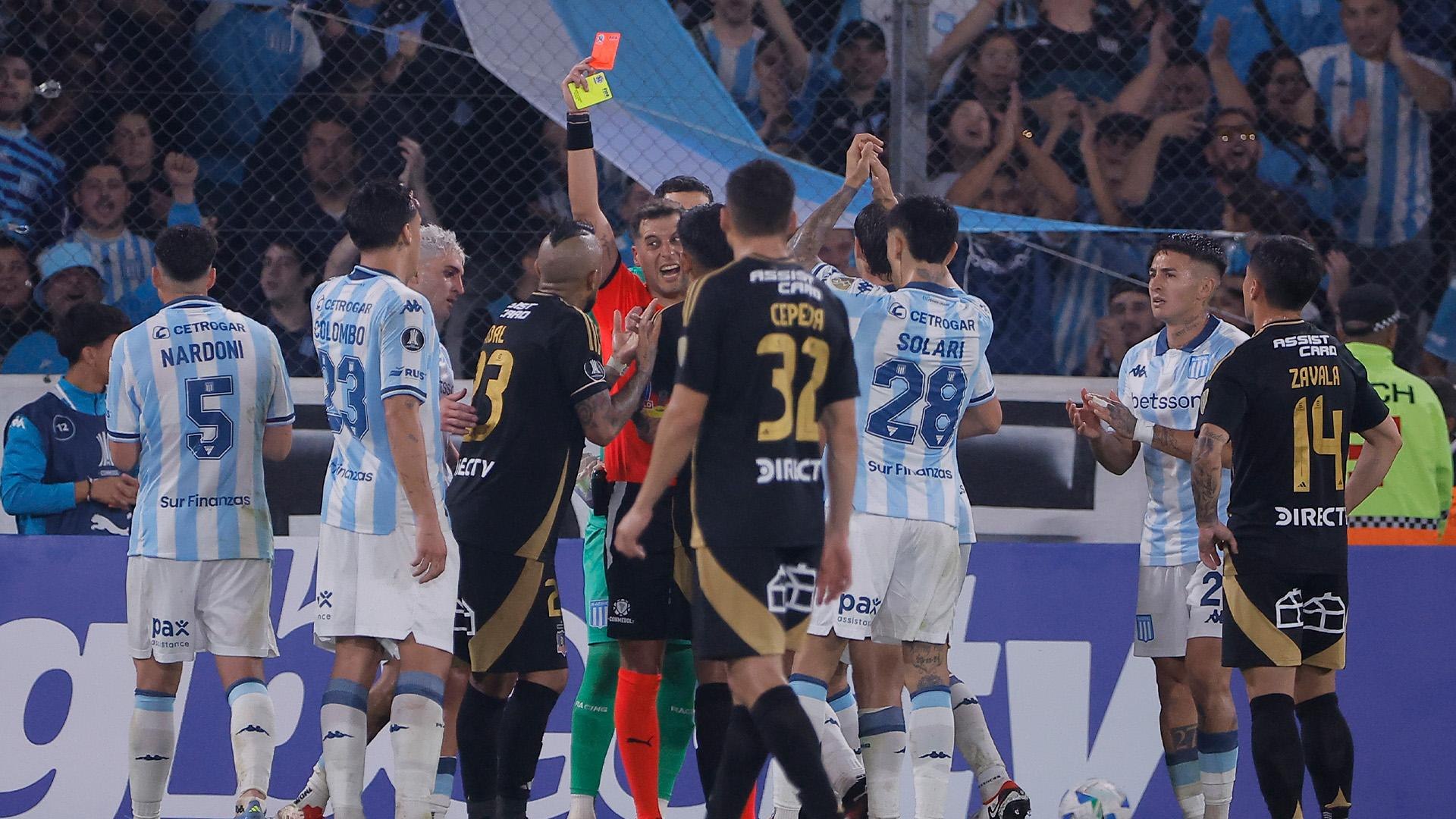 (VIDEO) Here's Why Arturo Vidal Was Sent Off vs Racing in the Copa ...